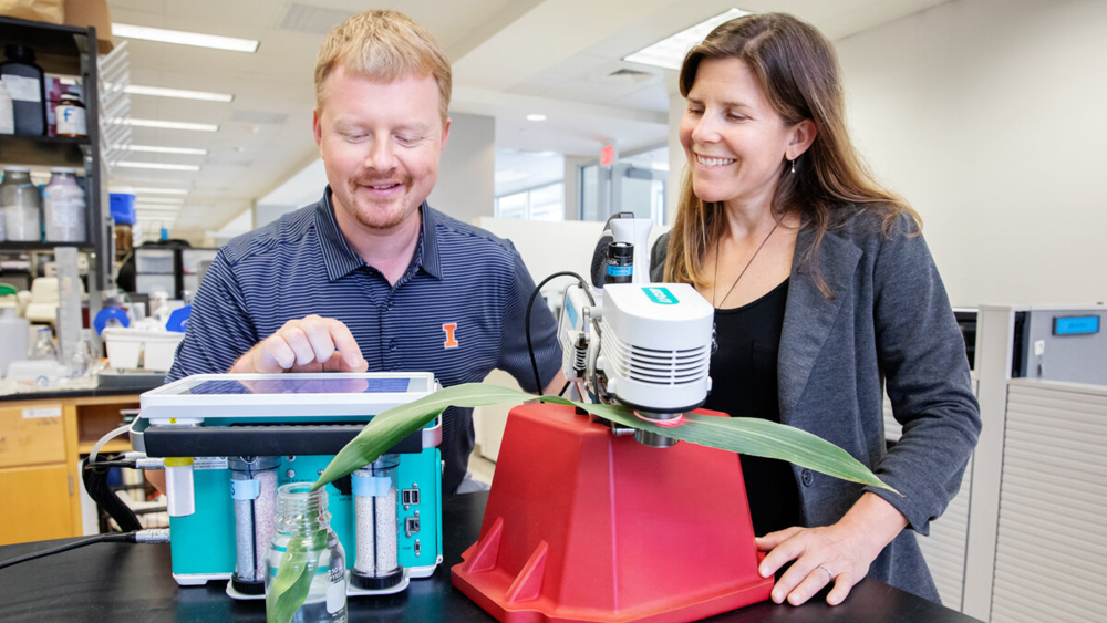 Head of Plant Biology Andrew Leakey speaks with The Science Coalition ...